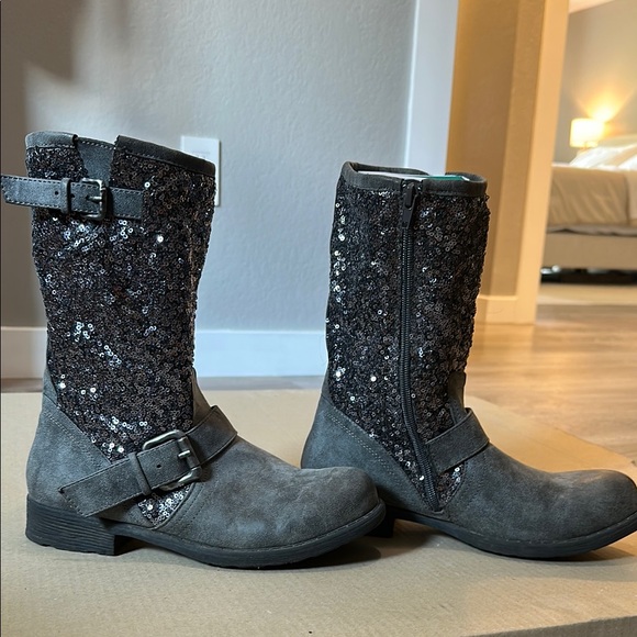 UNIONBAY | Shoes | Unionbay Gray Sequin Womens Boots | Poshmark